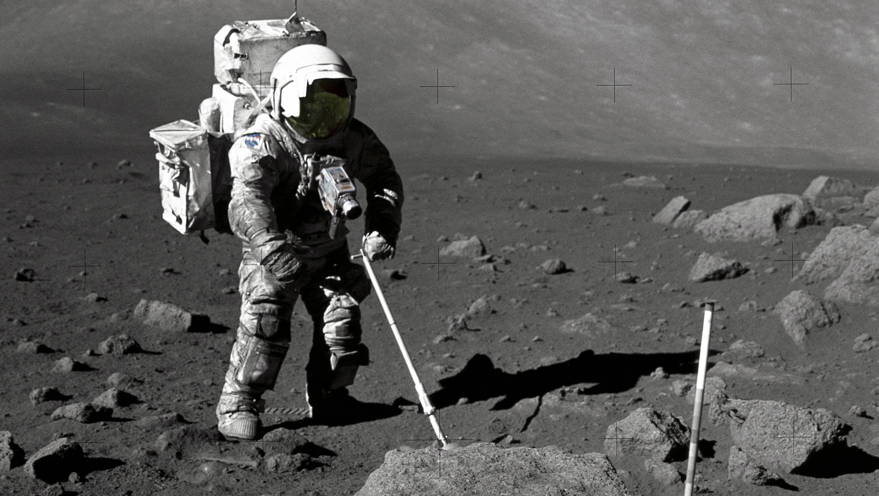 New technique can analyze moon soil using one grain of dust ...