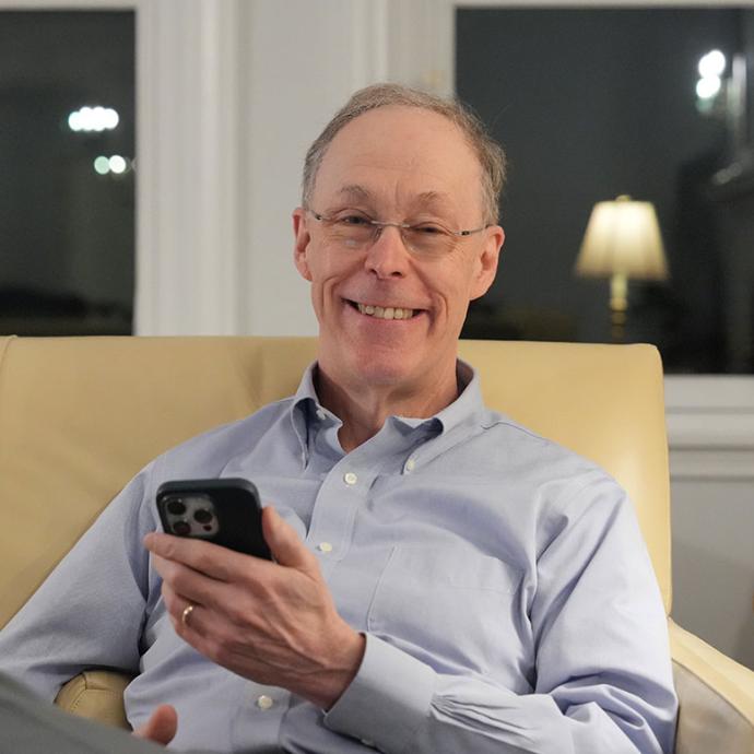 The origin of life on Earth, explained | University of Chicago News